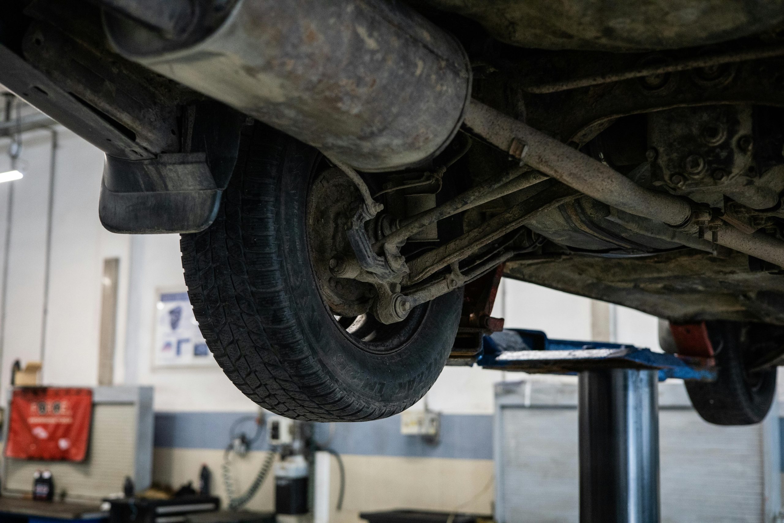 Top Bad Suspension Symptoms Every Driver Should Know - Bird Automotive